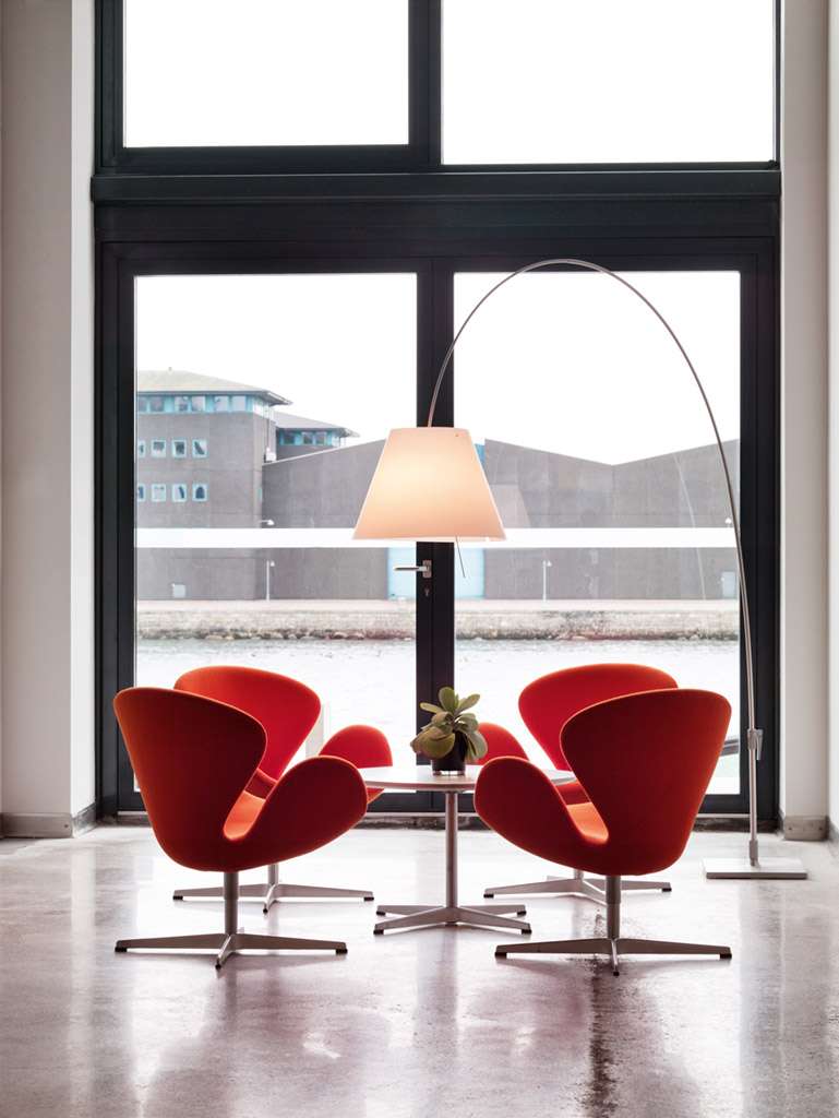 Luceplan Lady Costanza Bogenleuchte Gestell alu designtolike